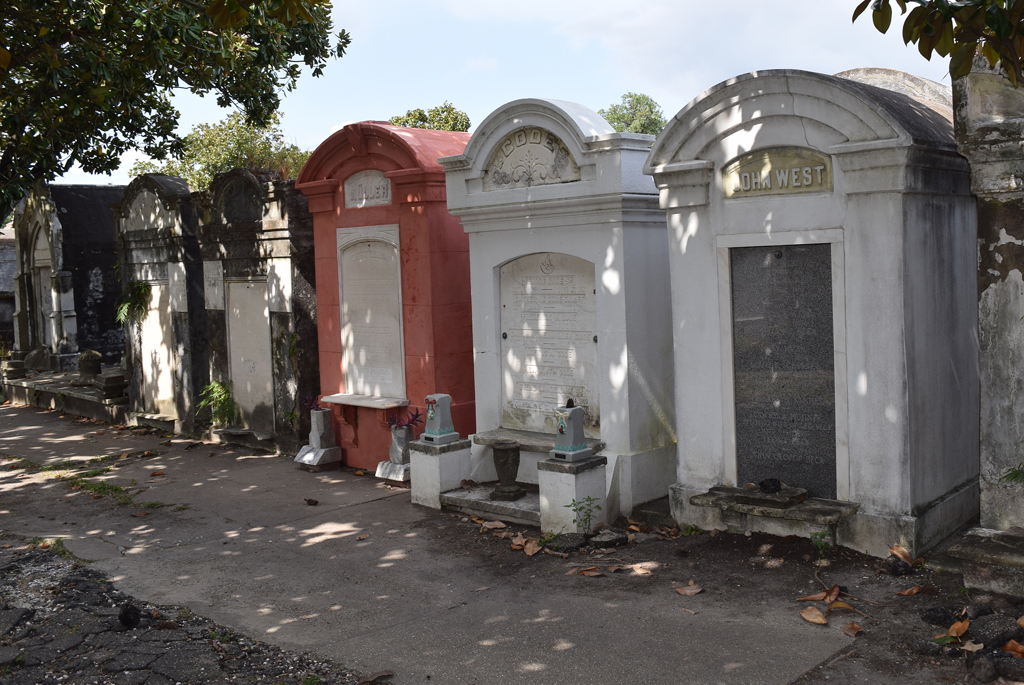 It Ain’t Easy to See the Easy Rider Cemetery | Motorcycle Days